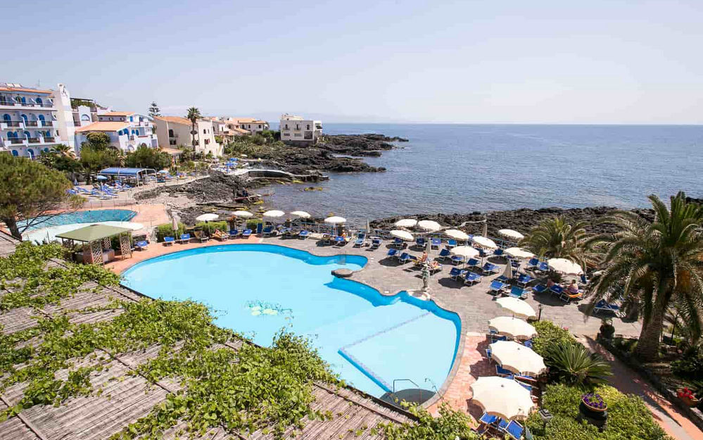 Hotel Arathena Rocks **** - Sicilia, Giardini-Naxos (ME). Offerta Lidl ...