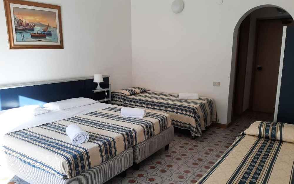 Hotel Parco delle Rose *** - Calabria, Acquappesa (CS). Offerta Lidl ...